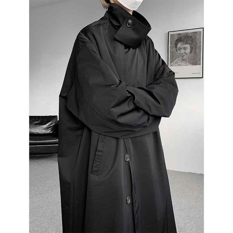 トレンチコート 男性用 秋冬 中長丈 膝丈 高級感 ミニマルスタイル ロングコート スタイリッシュ 普段使い 通勤対応 シンプルシルエット・スタイル: アメリカンカジュアル・主な素材: ポリエステル100%・襟型: スーツカラー・着丈: ロ...
