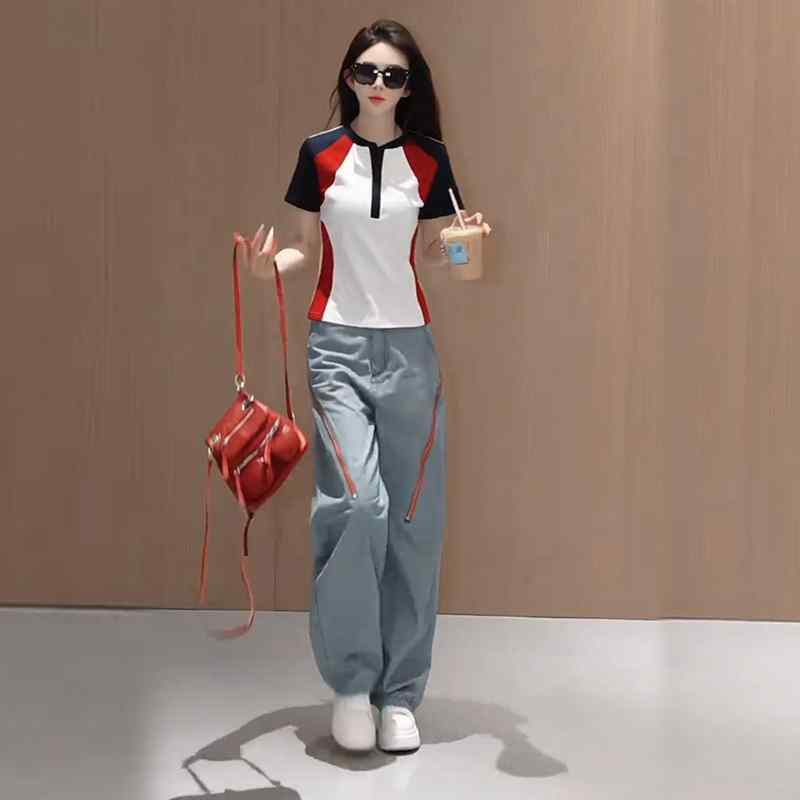 レディース 夏 コントラストカラー 半開き襟 短袖 Tシャツ トップス 斜めジッパー スリムワイドパンツ 2点セット 軽量 伸縮性 吸湿速乾 カジュアルスタイル・セット内容: 2点セット・袖丈: 短袖・ネックライン: 丸首・着用方法: プル...