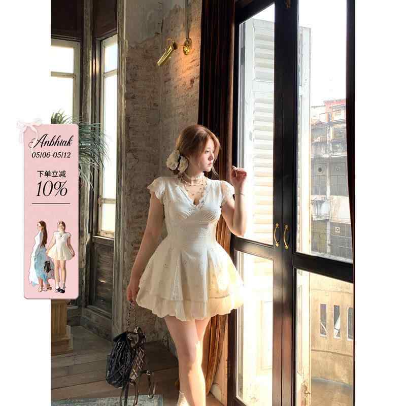 レディース ワンピース レース 花柄 パフスリーブ 透け感 フェミニン スタイル 軽やか シルエット 普段使い・スタイル: 少女風・装飾: 花辺・ウエスト: 収腰・柔軟度: 適中・款式: プリンセススカート・袖丈: 短袖・スカート丈: 短ス...