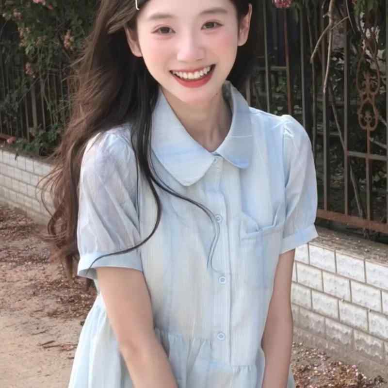 レディース ワンピース 夏 フレンチ 学院風 ブルー ロング丈 シャツ かわいい スイート 上品 軽やか スタイル・・ウエスト: 高腰・袖型: 通常・スカート型: Aライン・袖丈: 短袖・スカート丈: ミドル丈・ネックライン: ドールカラー...