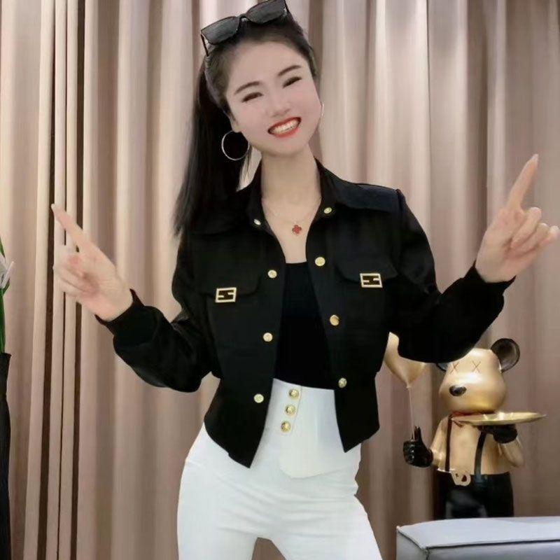 レディース ジャケット 通勤用 ポロカラー シングルブレスト 韓国 春 スタイリッシュ 洗練 トップス 軽量 伸縮性・・フィット: スリム・袖丈: 長袖・ネックライン: ポロ襟・丈: 短め（40-50cm）・柄: 無地・前開き: シングル多...