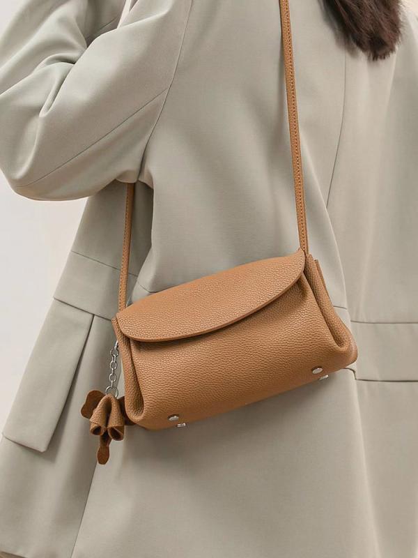 レディース ミニ 斜めがけ バッグ 革 ソフトレザー 洗練 質感 汎用 鞄 普段使い カジュアル・カテゴリ: ショルダーバッグ・スタイル: 欧米ファッション・主な素材: 頭層牛皮・裏地素材: ポリコットン・閉め方: ジッパー・柄: 無地・形...