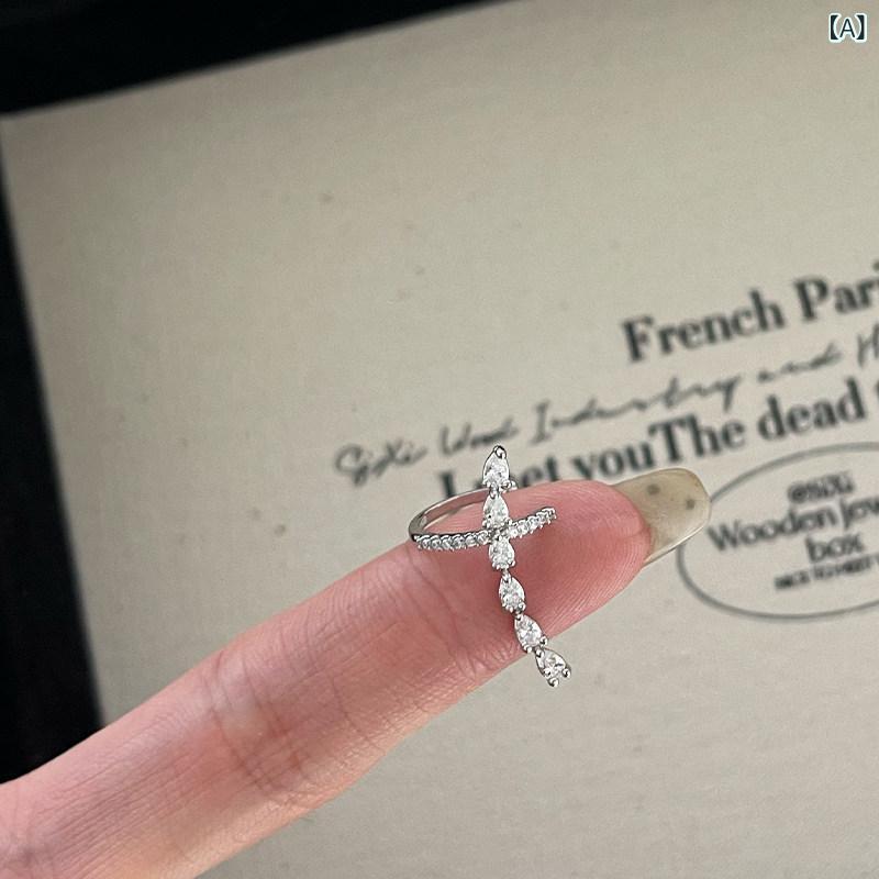 イヤークリップ レディース ノンピアス ミニサイズ 高級感 軽量 上品 シンプル 耳飾り アクセサリー・カテゴリ: アクセサリー・スタイル: ・主な素材: 合金.銀メッキ.金メッキ・適用性別: 女性・カラー展開: 右耳用.左耳用.ペア