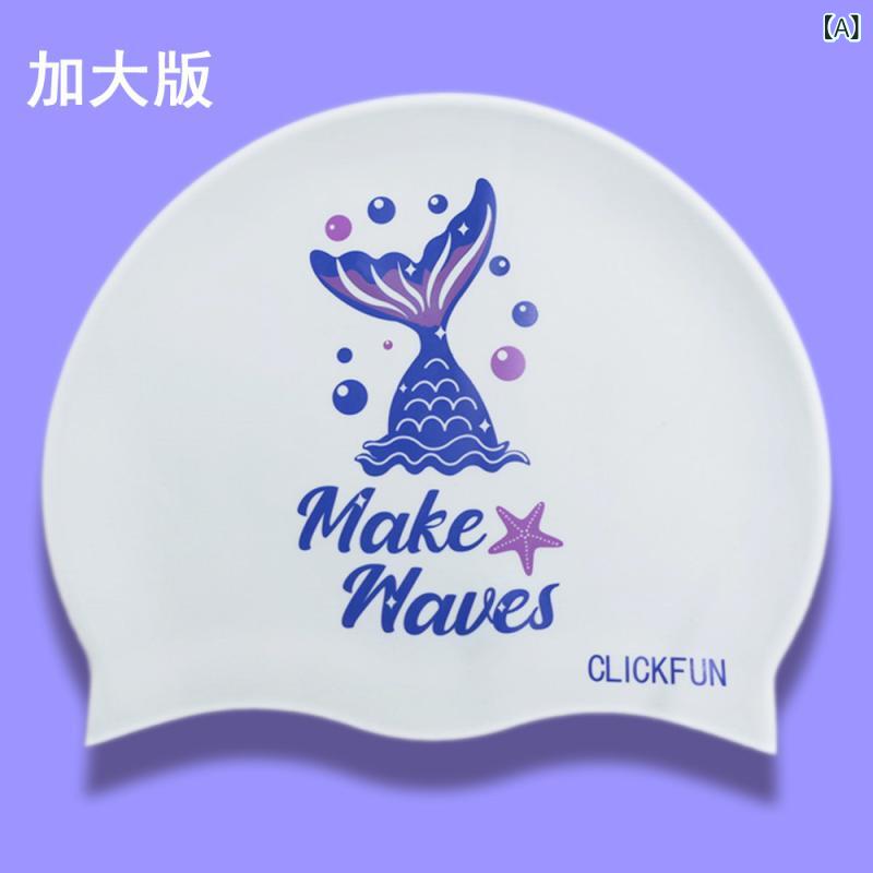 水泳帽 シリコン 長髪用 大型サイズ 防水 柔軟素材 頭締め付け防止 両面 蝶柄 魚尾柄 クラゲ柄 プール用 伸縮性 快適フィット 夏向け・スタイル: プリント泳帽・対象: 男女共通・カラー展開: 紫の魚尾大.黒の魚尾大.黒のクラゲ大.白の...
