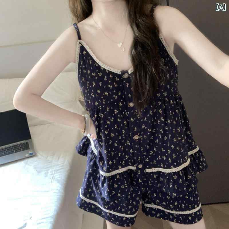 女性用 夏 ルームウェア セット 小花柄 吊り帯 ショートパンツ 胸パッド付き 綿素材 高級感 外出着 カジュアル 部屋着 吸湿速乾 軽量 ビッグシルエット・素材: ポリエステル100%・袖丈: ストラップ・スカート丈: ショート・パンツ丈...