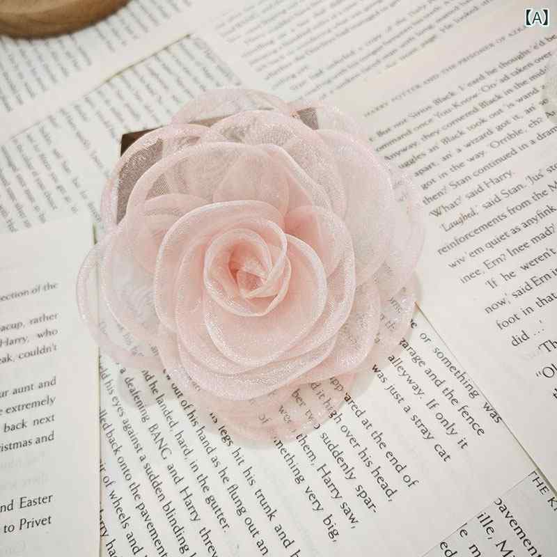 ブローチ フラワー バラ シフォン 布 リアル 花 ヘッドドレス 絹布 チャイナドレス アクセサリー 結婚式 装飾 かわいい 女性用 ヘアアクセサリー ピン タイプ 軽量 柔らかい 素材・カテゴリ: アクセサリー・主な素材: 混合素材・対象...