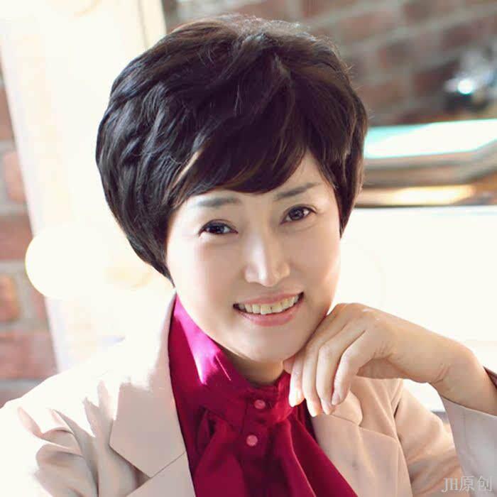 ウィッグ 女性用 ショート カール ヒューマンヘア ナチュラル 普段使い 付け心地良い ボリュームアップ 日常スタイル・スタイル: ビジネス/OL・対象: 女性・ウィッグタイプ: ショートカール・前髪: 斜めバング・素材: 真人髪・カラー展...