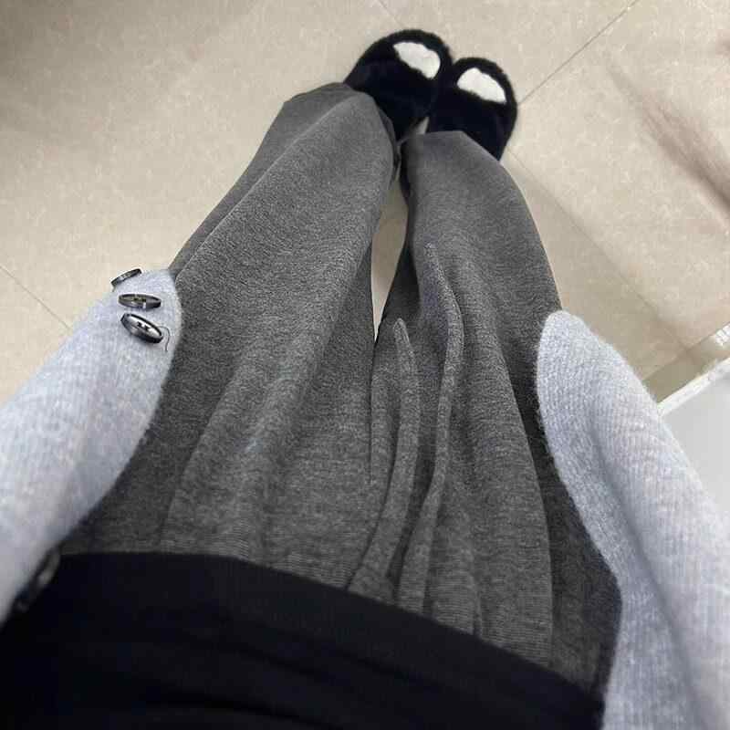 妊婦用 ワイドレッグパンツ ゆったり 秋冬 暖か フリース ロング丈 高身長対応 床引き丈 柔らかい 素材 伸縮性 マタニティ ボトムス 外出用 軽量・スタイル: カジュアル・丈: ロング・厚さ: 標準.フリース入り・主な素材: 綿・ポリエ...