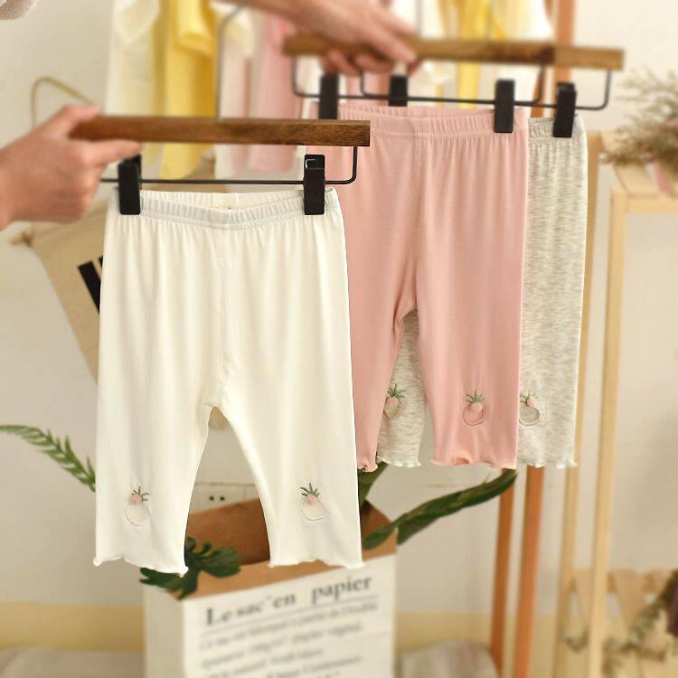 パンツ 女の子用 七分丈 夏 レギンス 薄手 綿素材 ベビー 子供 吸湿速乾 通気性 かわいい 普段使い・カテゴリ: 打底パンツ・スタイル: 韓版・ウエスト位置: 中腰・丈: 七分丈・生地: 綿布・ウエスト: ゴムバンド・素材: 綿95%....