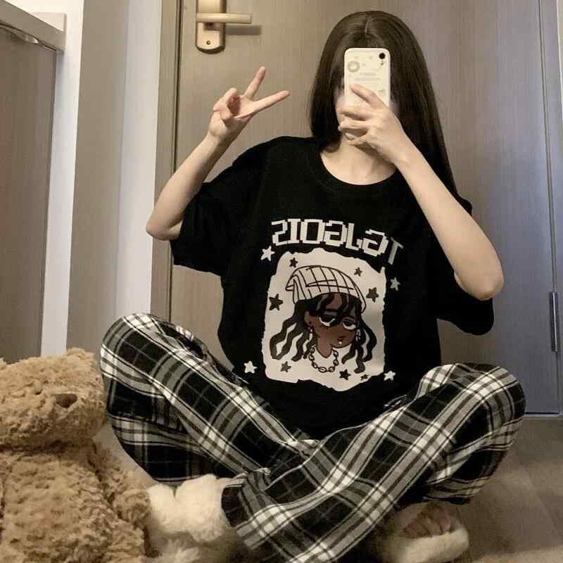 ルームウェア 女性用 夏用 綿 短袖 トップス 格子柄 長パンツ セット 外出着 通気性 快適 学生向け コットン素材 軽量 吸湿性・カテゴリ: ルームウェア・スタイル: カートゥーン・主な素材: 綿100%・ネックライン: クルーネック・...