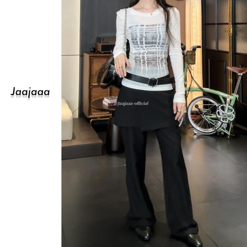 レディース カジュアルパンツ ユニーク スタイリッシュ スリムフィット スリム効果 後ろスリット 日常使い 快適 ストレッチ 軽量・・パンツ型: ストレート・版型: ・腰位置: ハイウエスト・丈: ロング・サイズ展開: S.M.L・主な素材...