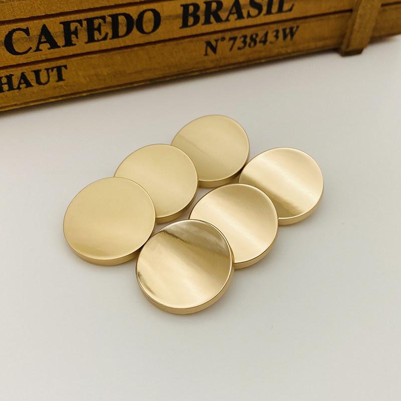 ボタン 高級感 異形 コート トレンチコート ウール アウター スーツ ファー セーター トップス シンプル ゴールド 金属 装飾 アクセサリー・素材: 金属・形状: 異形・サイズ展開: 15mm.18mm.20mm.23mm.25mm.2...