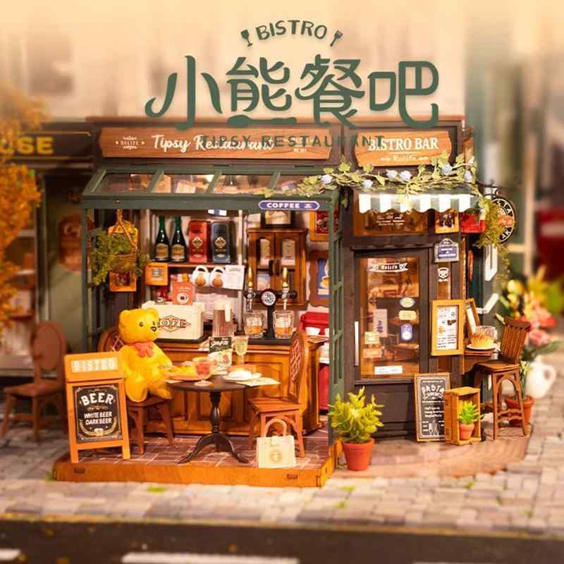 ミニチュア模型 DIYキット クマのカフェバー 小屋 アートハウス 組み立てハウス ブロックセット 女の子向け 室内遊び 創造性育む 木製パーツ 細部再現 趣味工作 インテリアデコ・カテゴリ: 木製組み立て玩具・素材: 木・対象性別: 男女...