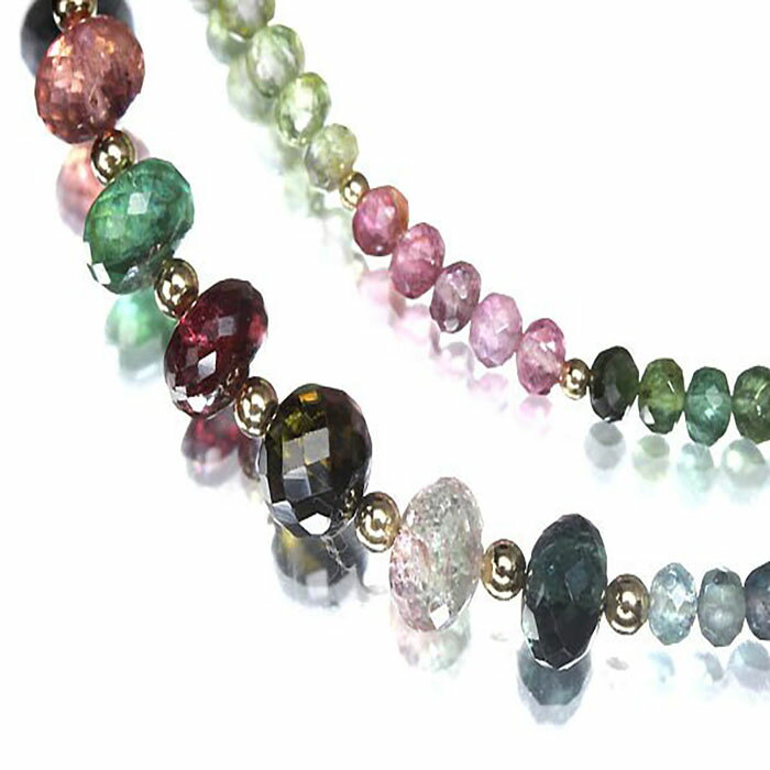 ■商品説明■ ◆輝く天然トルマリンを贅沢に宝飾した、高級ネックレスをご紹介いたします！！！ こちらは天然トルマリンを贅沢に宝飾した高級ネックレス！！！ 天然トルマリンの色とりどりの輝きとコントラストを、溢れるボリューム感と共にご堪能いただけ...