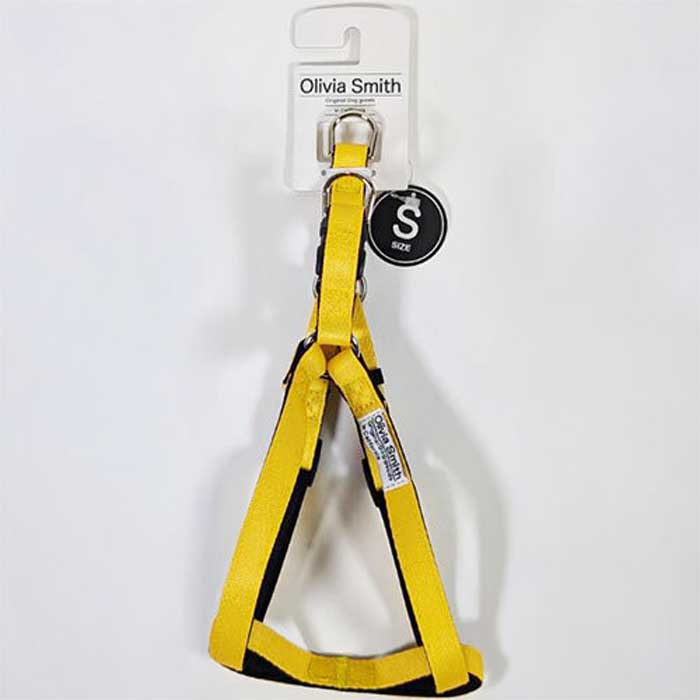 特徴 Olivia Smithはカリフォルニアで活動しているデザイナーです。 Olivia Smithらしいバナナ柄の追加とシンプルでもこだわりの単色7色を展開しました。 ■サイズ：胴周り 37〜51cm 幅 1.5cm　■材質：表：ポリエ...