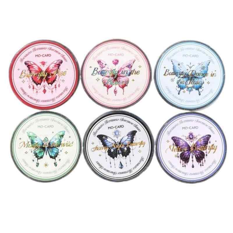 [HapiChapi] マスキング テープ 蝶々 箔押し 上品 大人 可愛い 手帳 アルバム ラッピング ギフト 包装上品さを纏ったマスキングテープ、蝶々箔押しの登場です大人可愛いデザインは、手帳やアルバムの飾り付けにぴったり。ラッピングや...
