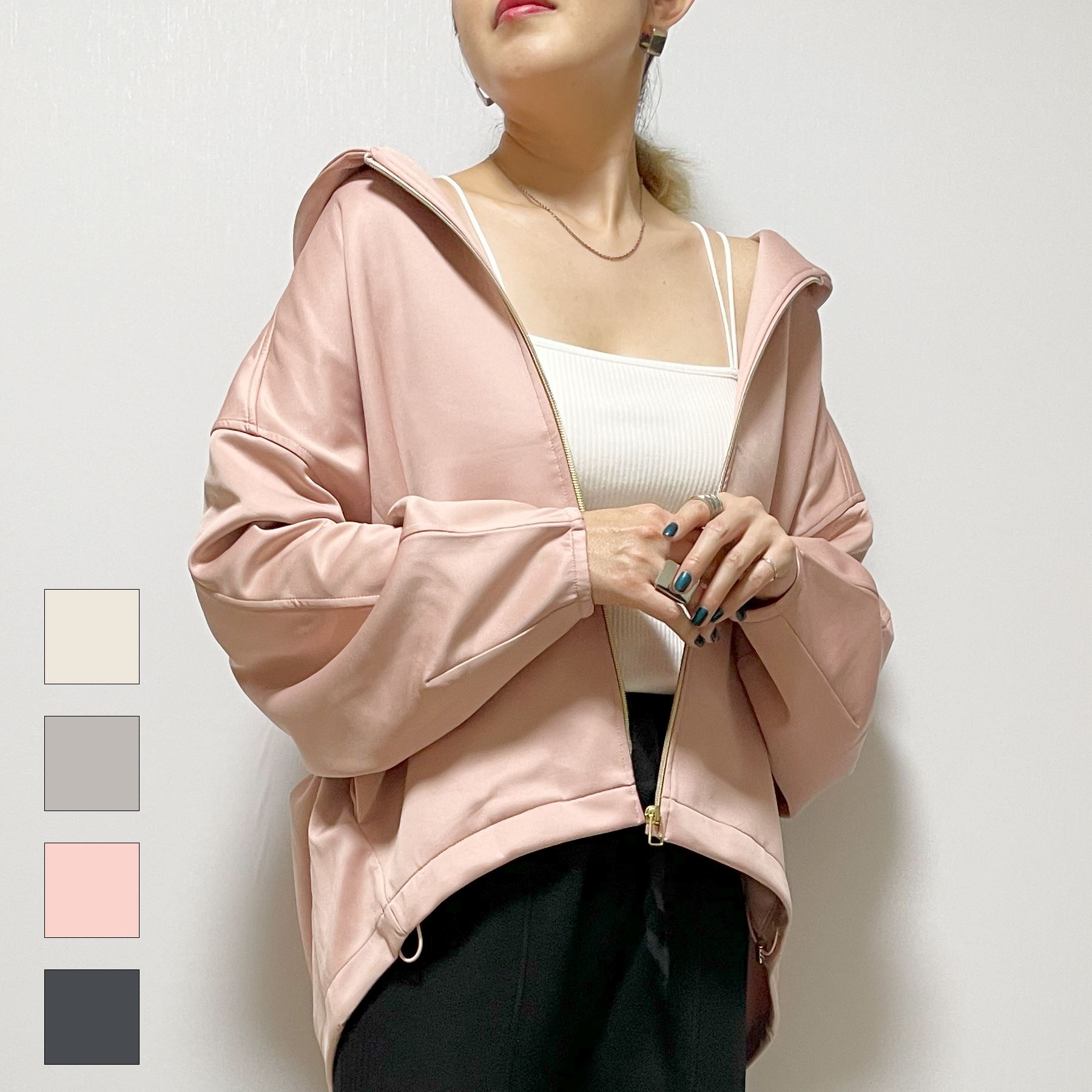 【ドロストZipフードジャケット】ドローコードが施されたヘムのディテールデザインで、着方の変化にニュアンスを与えたロングスリーブジャケットの登場。センターにジップアップをあしらい、脱ぎ着し易いので、季節の変わり目に持ち歩けばライトアウターの...