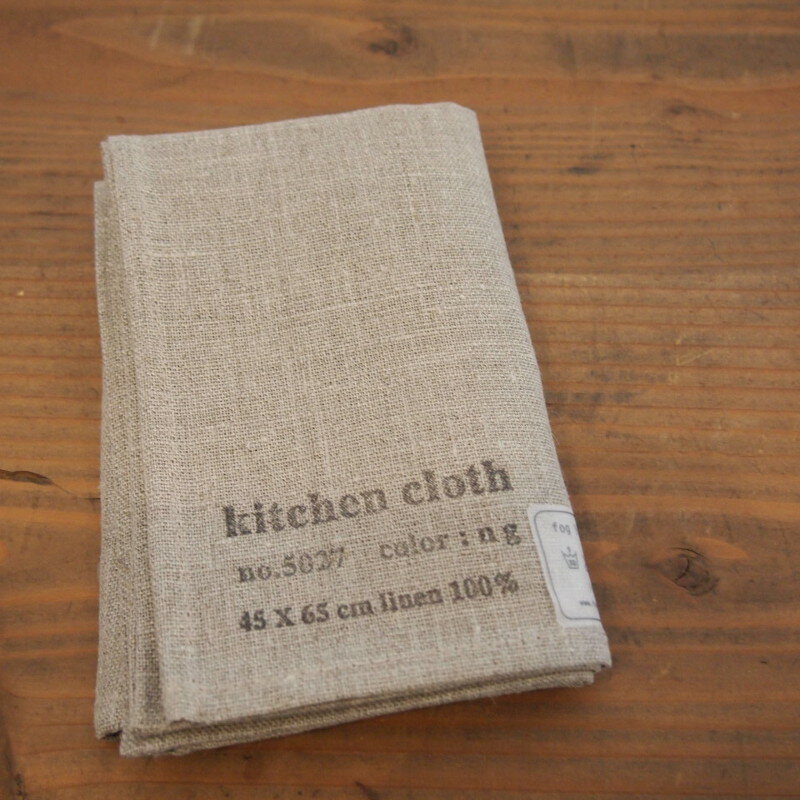 吸水性に優れたリネン100％のキッチンクロス。洗濯に強くて丈夫。ギフトにもオススメです。 サイズ：約45×65cm素材：リネン100％リトアニア製 クリックポスト利用可リトアニアリネンの心地よさ fogのキッチンリネンを集めました。