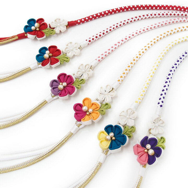 用途 振袖にお使いいただけます。 状態 新品のキレイなお品ですので、 お手元に届きましたら、すぐにご使用いただけます。 素材 帯締め：正絹　花：ちりめん地の化繊 寸法 長　さ（房含まず）：156cm 花直径（大）：5cm 花直径（小）：3....