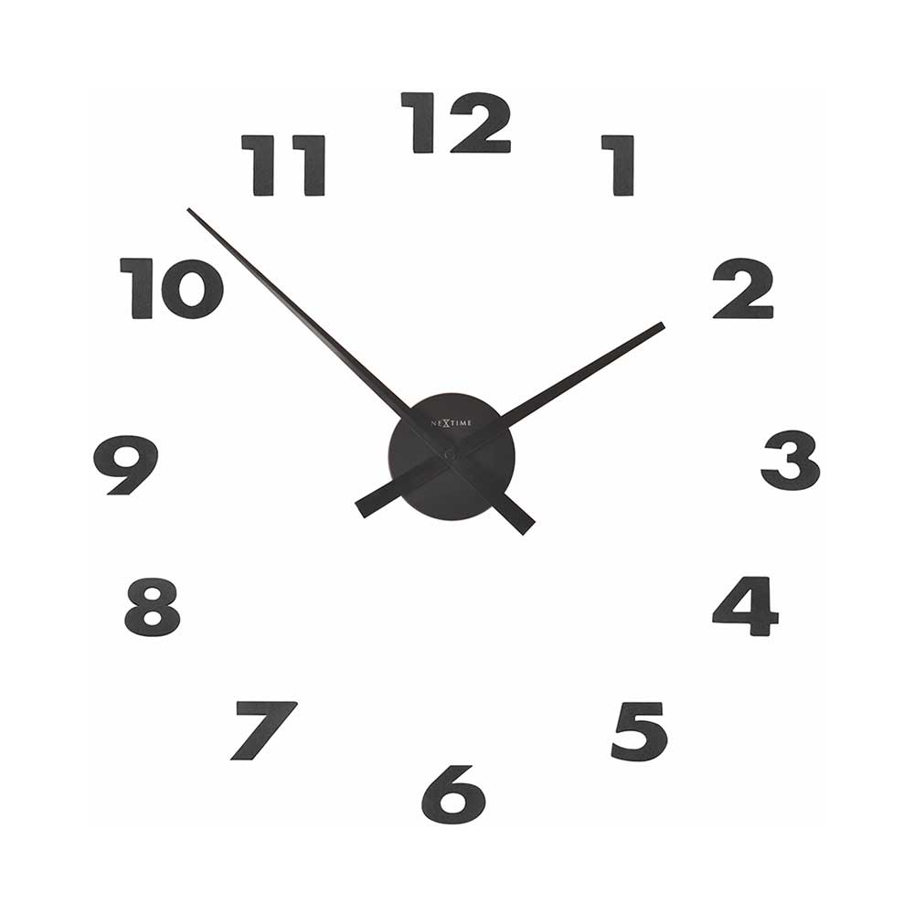 オランダ生まれの時計ブランド『NexTime（ネクスタイム）』の壁掛け時計です。 どのようなインテリアにもフィットする洗礼されたデザインです。滑らかなアルミニウムで構成されたこの時計は、お部屋をシャープかつスタイリッシュな印象に変えていきま...