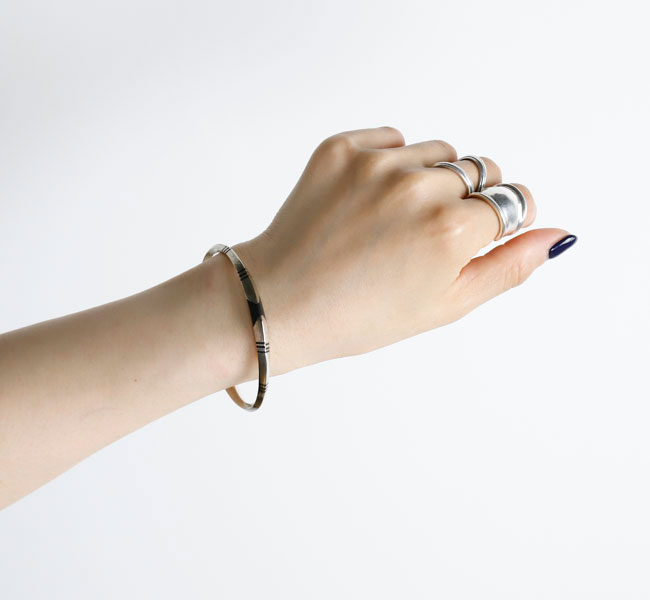BRAND ：　TUAREG JEWELRY トゥアレグ ジュエリー ----------------------------------------------------------------------- NAME　：ニッケルブレス...