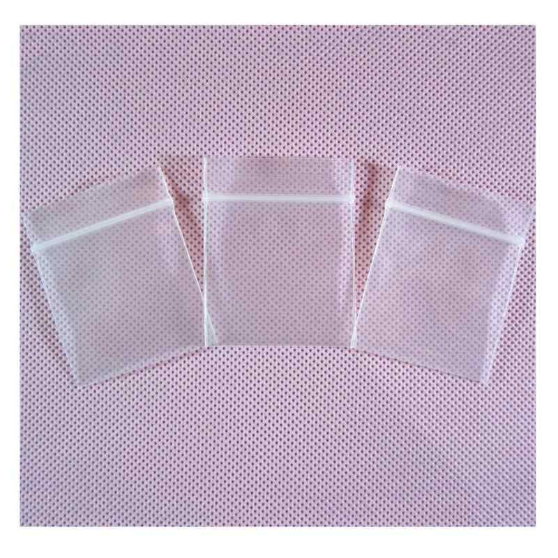 XSY 透明包装袋 合計サイズ 40 x 50mm 50枚 片面厚み0.1mm (4 Mil) 収納保存用バッグ合計サイズ：40 x 50mm（4 x 5cm、WxL）。使用可能なサイズ：40 x 40mm（4 x 4cm）。内容量：50枚...