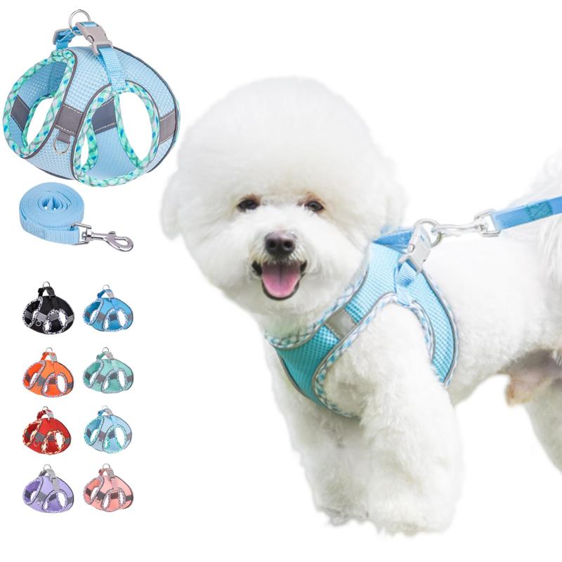KUVEELA PET 小型犬 猫 中型犬 ハーネス リードセット 牽引ロープ 胸当て 胴輪 ドッグウエア 反射光ストリップ付き メッシュ おしゃれ 調節可能 お散歩 着脱簡単（ライトブルー M）見た目も明るく楽しいこれからの季節に大活躍の...