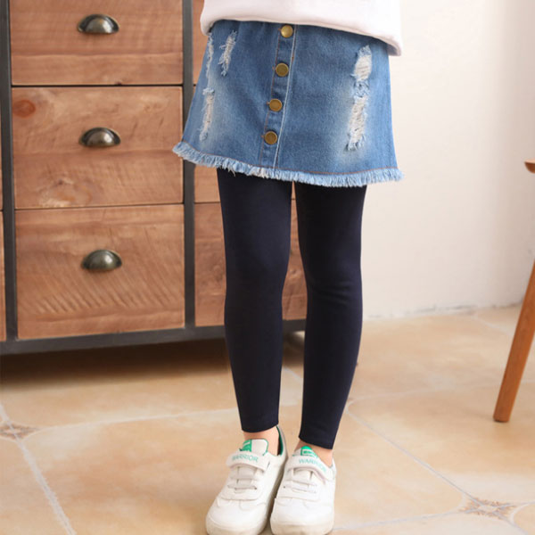 &nbsp; &nbsp;原産国:中国素 材:綿65%色：写真通りサイズ:【120】ズボンの丈/70cm ウエスト/44cm 参考身長:110-120cm【130】ズボンの丈/75cm ウエスト/46cm 参考身長:120-130cm【14...