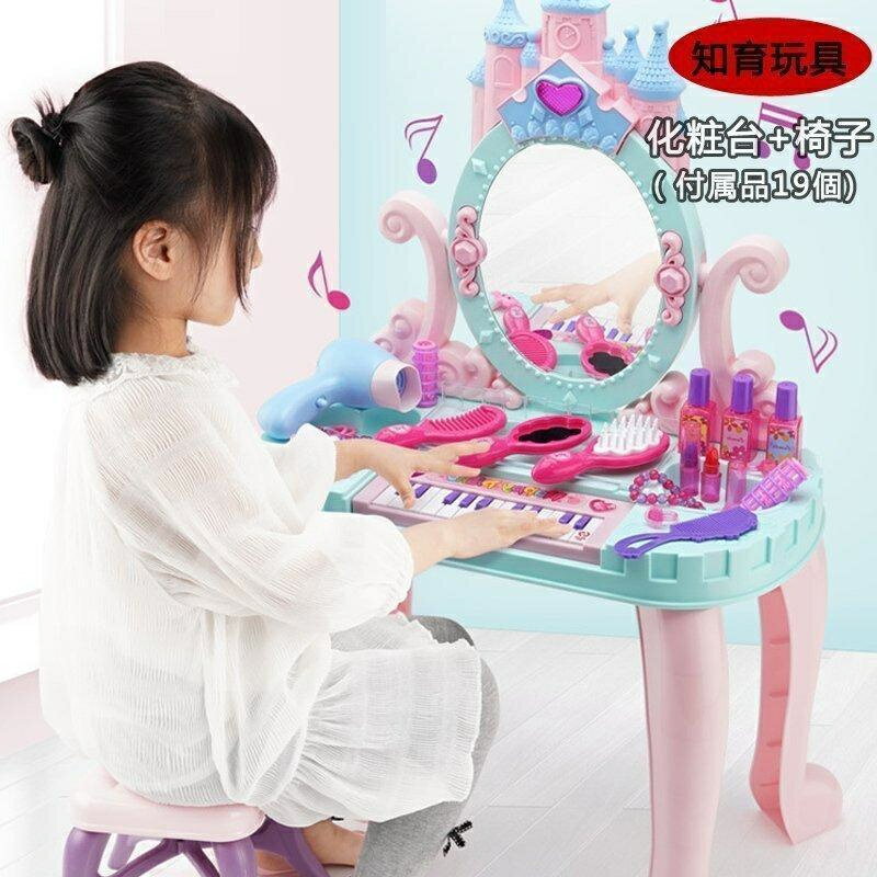 女の子の永遠の憧れアイテムのティアラでもっと可愛くなっちゃいましょう。