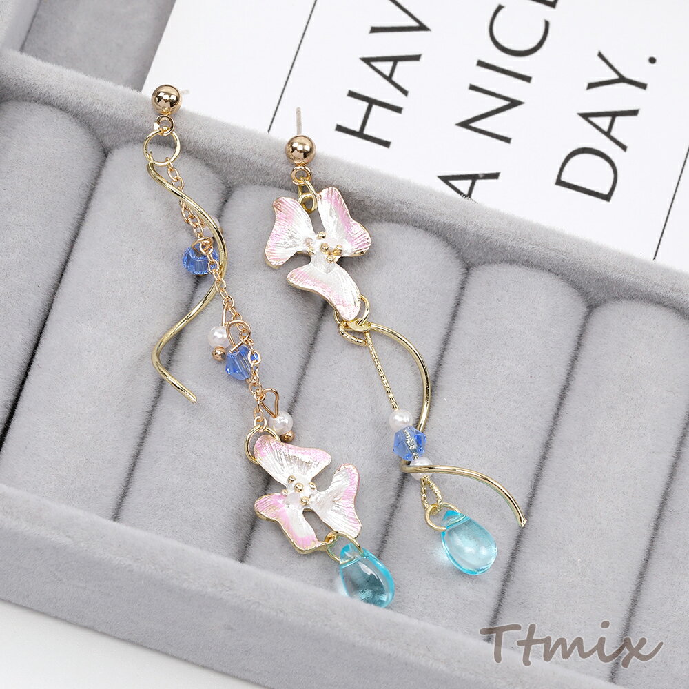 仕　様 サイズ約6×8cm材　質貼付部→合金製、鉄製、ABS製ピアスポスト→シルバー925製重さ約5.2g/パック 入　数 1ペア 注意事項 ●海外生産のため、輸入、生産時期に、擦り傷・バリ・歪み・メッキムラなどある場合がありますが。 ●生...