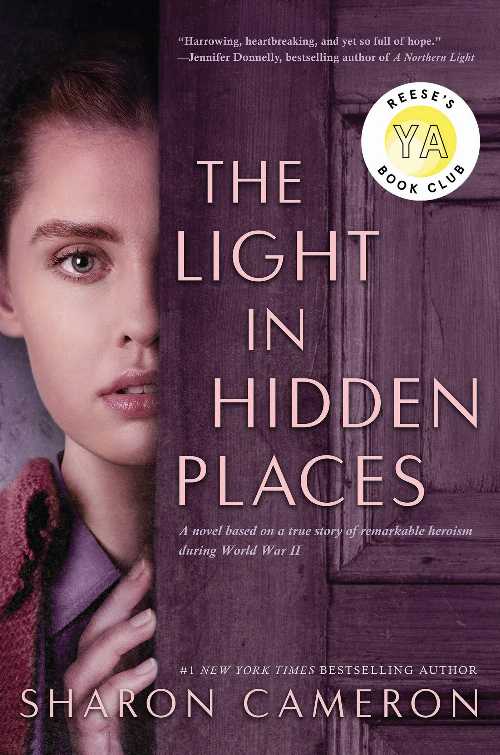 タイトル: Light in Hidden Places著者: Sharon Cameron出版社: Scholastic Press出版日: 2020年03月03日古本ほぼ新品。傷みが少なく、しっかりと製本された、優れた、マークのないコピ...