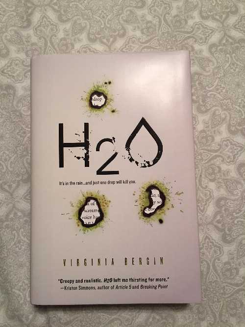 タイトル: H2O著者: Virginia Bergin出版社: Sourcebooks Fire出版日: 2015年09月01日古本ほぼ新品。傷みが少なく、しっかりと製本された、優れた、マークのないコピーです。リサイクル可能なアメリカ製の...