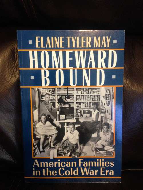 タイトル: Homeward Bound: American Families in the Cold War Era著者: Elaine Tyler May出版社: Basic Books出版日: 1990年02月14日古本ほぼ新品。傷み...