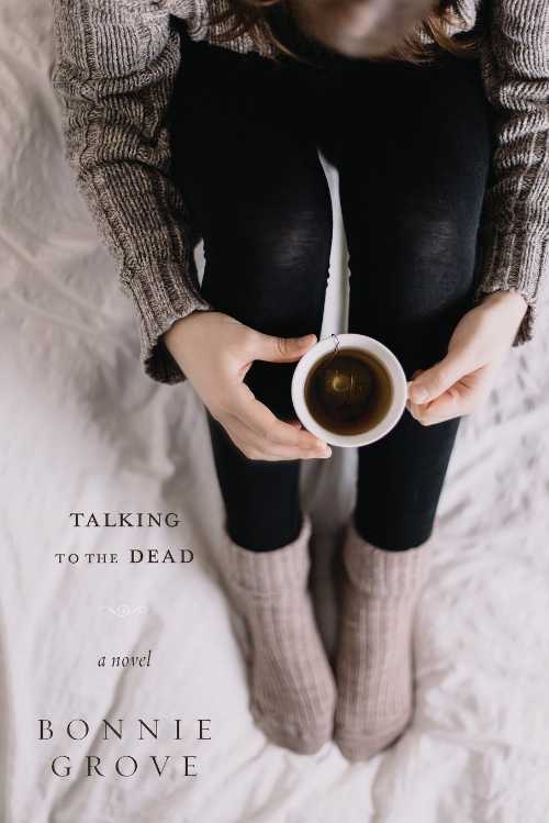 タイトル: Talking to the Dead著者: Bonnie Grove出版社: David C Cook出版日: 2009年06月01日古本ほぼ新品。傷みが少なく、しっかりと製本された、優れた、マークのないコピーです。リサイクル...