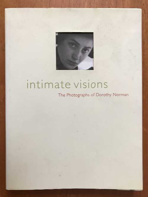 タイトル: Intimate Visions著者: Dorothy Norman出版社: Chronicle Books Llc出版日: 1993年03月01日古本ほぼ新品。傷みが少なく、しっかりと製本された、優れた、マークのないコピーです...