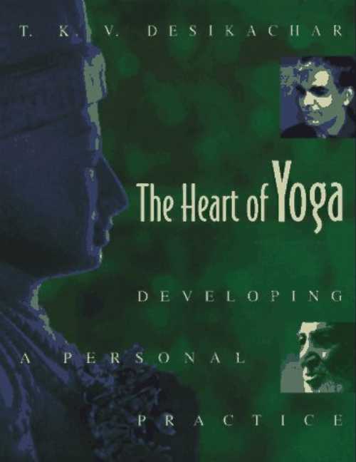 タイトル: Heart of Yoga: Developing a Personal Practice著者: T K V Desikachar出版社: Inner Traditions出版日: 1995年10月01日古本良い。端の摩耗が中程...
