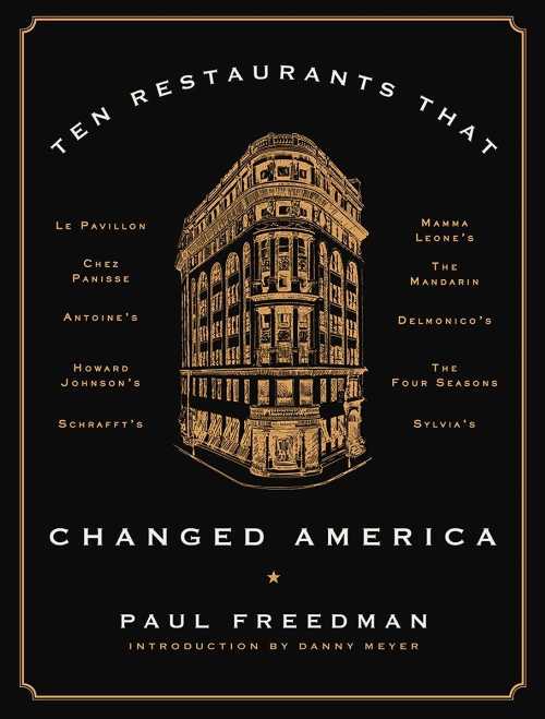 タイトル: Ten Restaurants That Changed America著者: Paul Freedman出版社: Liveright出版日: 2016年09月20日古本非常に良い。端が少し摩耗しているが、汚れのないきれいな本。...