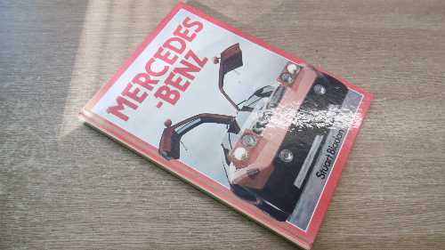 タイトル: Mercedes-Benz著者: Stuart Bladon出版社: Gallery Books出版日: 1984年06月12日古本非常に良い。端が少し摩耗しているが、汚れのないきれいな本。製本状態は良好。ダスト ジャケットが付...