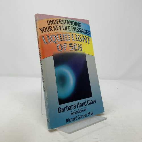 タイトル: Liquid Light of Sex: Understanding Your Key Life Passages著者: Barbara Hand Clow出版社: Bear & Co出版日: 1991年09月01日古本非常に良...