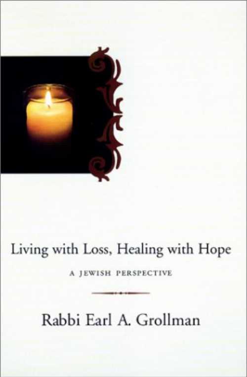 タイトル: Living with Loss, Healing with Hope著者: Earl A Grollman出版社: Beacon Pr出版日: 2000年12月31日古本非常に良い。端が少し摩耗しているが、汚れのないきれいな本...