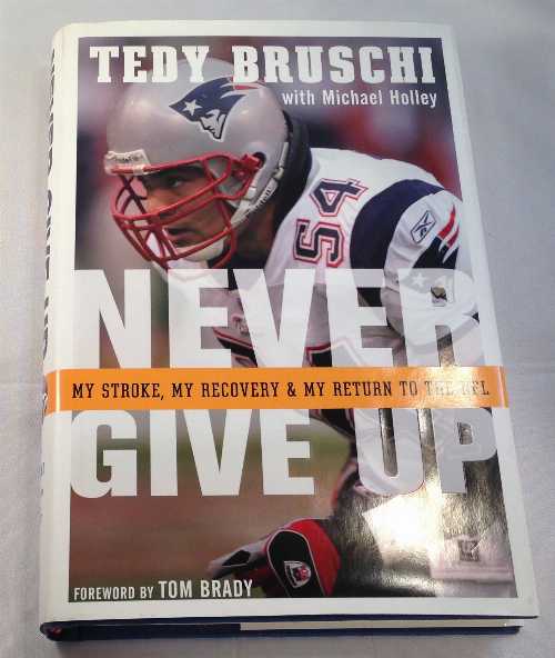 タイトル: Never Give Up: My Stroke, My Recovery, and My Return to the NFL著者: Tedy Bruschi出版社: Wiley出版日: 2007年08月01日古本非常に良い。端...