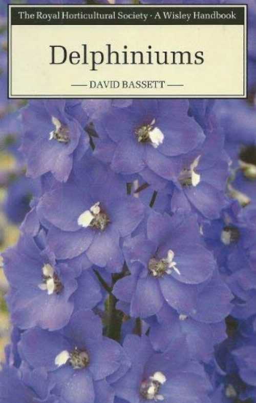 タイトル: Delphiniums著者: David Bassett出版社: UNKNO出版日: 1994年03月01日古本非常に良い。端が少し摩耗しているが、汚れのないきれいな本。製本状態は良好。ダスト ジャケットが付属している場合は、そ...