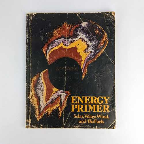 タイトル: Energy primer, solar, water, wind, and biofuels著者: Richard Merrill出版社: Portola Institute出版日: 1974年07月31日古本良い。端の摩耗が...