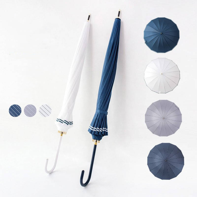 サイズFサイズについての説明【ポイント】 温かみのある合成皮革素材をハンドルに。 さらにゴールドのつゆ先と石突を合わせ、 シンプルななかにも洗練されたデザインを演出しました。 高密度のテプロン材料で作られ、接水性に優れています。 軽く揺さぶ...