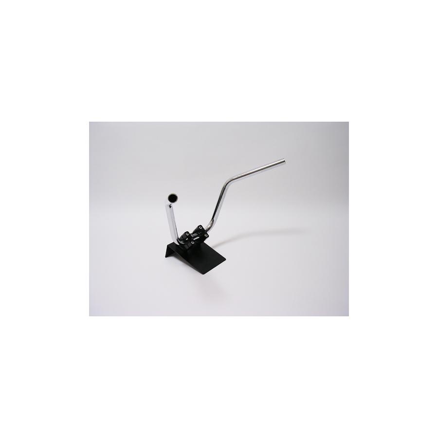 メーカー名：アルキャンハンズメーカー品番：D00051Cタイプ：デーモンバー材質[素材]：スチールハンドル径：22.2◆｢画一的なポジションでは満足出来ない｣◆アルキャンハンズのハンドルは汎用設計で多くの車体に対応しています◆またレース活動...