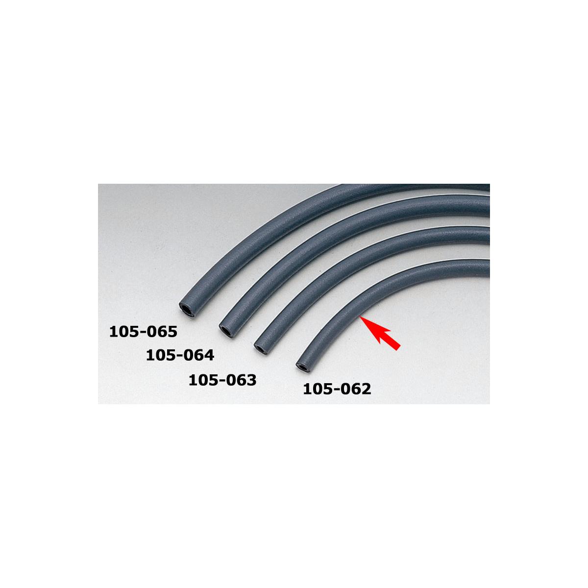 メーカー名：キジマメーカー品番：105-062カラー：グレーサイズ：φ4.5Xφ8.5X1m付属品：クリップ付き備考：※耐熱温度120度　耐油温度100度◆内側に耐油ゴム、外側に耐熱ネオプレーンを使用した2層構造でエンジン等の熱源からホース...