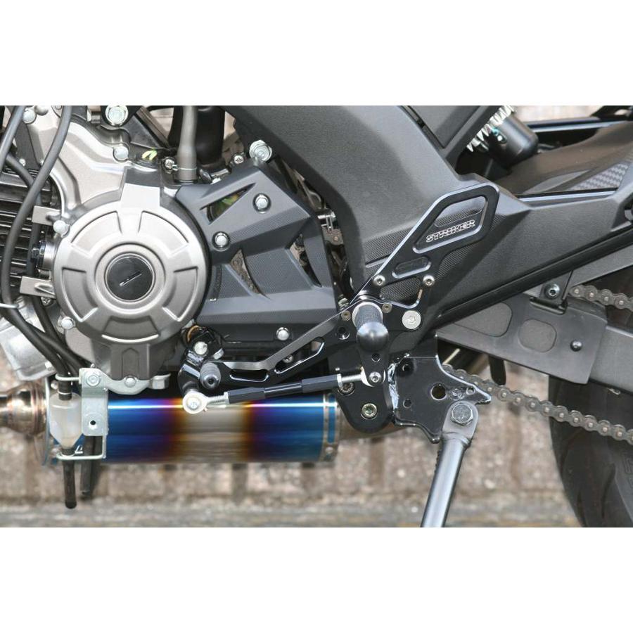メーカー名：ストライカーメーカー品番：SS-AA2129B販売備考：ブラックアルマイト BACK/UP(1)30mm/20mm(2)40mm/20mm(3)50mm/20mm　(3ポジション)　ストリート適合情報：カワサキ[KAWASAKI...