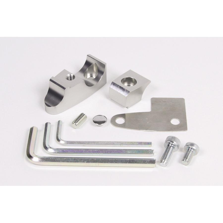 メーカー名：スペシャルパーツタケガワメーカー品番：08-01-0108◆SP TAKEGAWA 製ヘルメットホルダー用ハンドルクランプはHONDA製ヘルメットホルダー(モンキーなどの純正部品)の取付けを可能としている為、HONDA車でヘルメ...