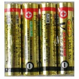 ● 単4形アルカリ乾電池の4本パックです。 ● LR03／1．5V／4P ● 水銀0使用 ● 中国製