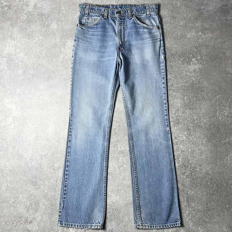No... f071003-01age... 1990年代brand... Levi'scolor... ブルーデニムmaterial... 100% COTTONsize... W34 L33─ description ─90年代のLev...